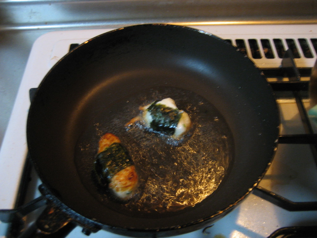 Fried yam with dried seaweed (Yamaimo no isobeage) | Food in Japan